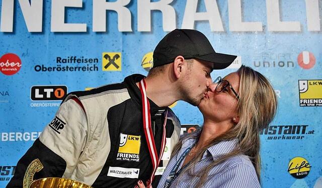 Jännerrallye 2024: Ein Küsschen für Sieger Michael Lengauer - Freistadt