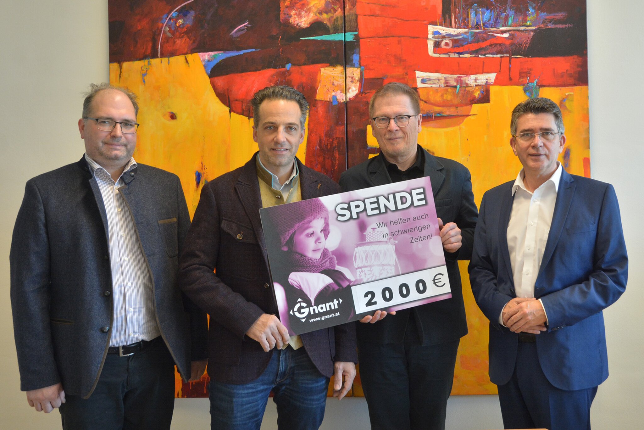 Gnant spendet 2.000 Euro für den Verein „Schau hin!“ - Tulln