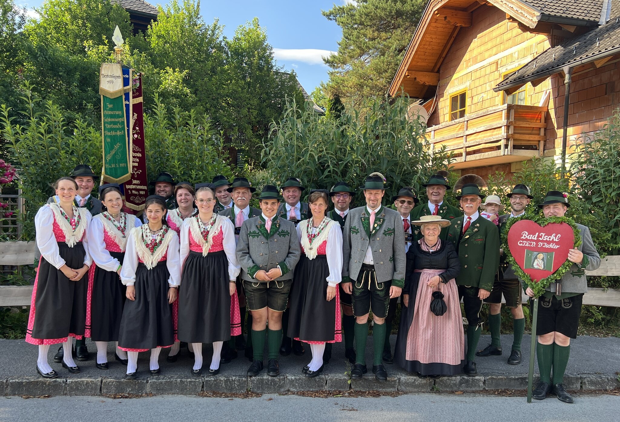 Trachtenverein D'Ischler: Salzkammergut Frühschoppen im Pfarrheim Bad ...