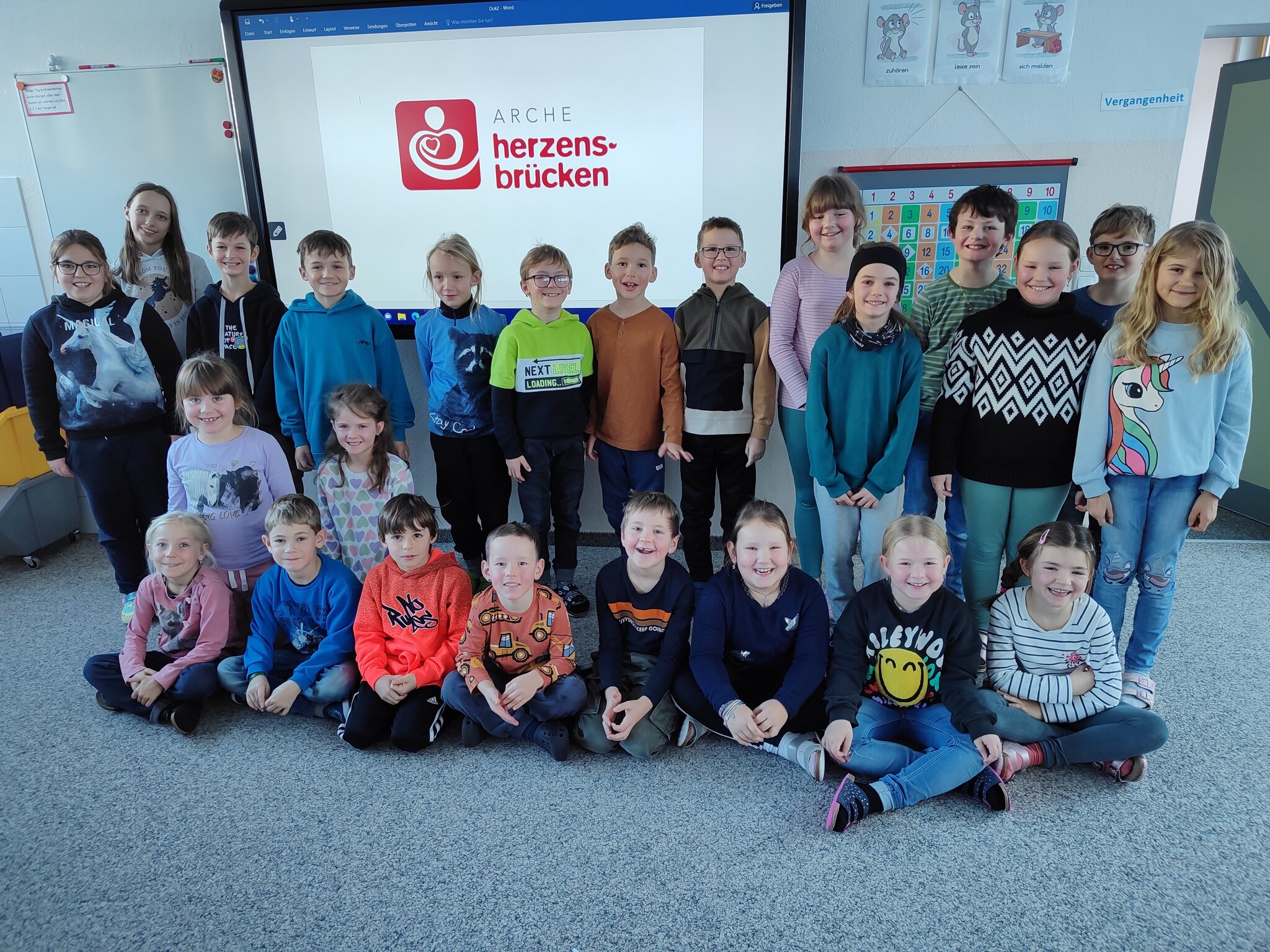 Großartige Spendenaktion: Schüler aus Steeg sammelten für "Arche ...