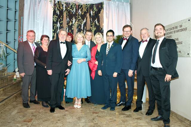 Bildergalerie: Das war das Ball-Wochenende in Niederösterreich ...