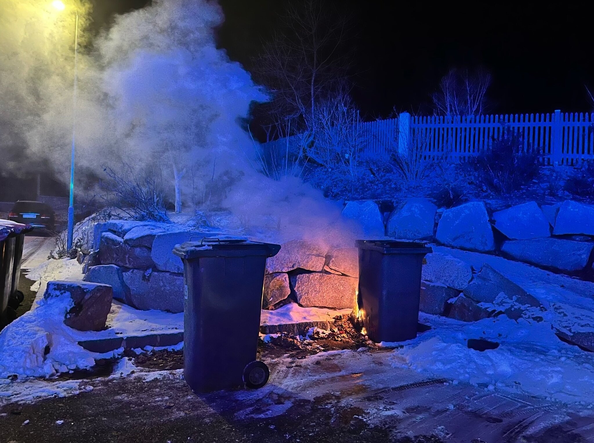 Hoheneich: Aufmerksame Anrainer bemerken Mülltonnenbrand - Gmünd