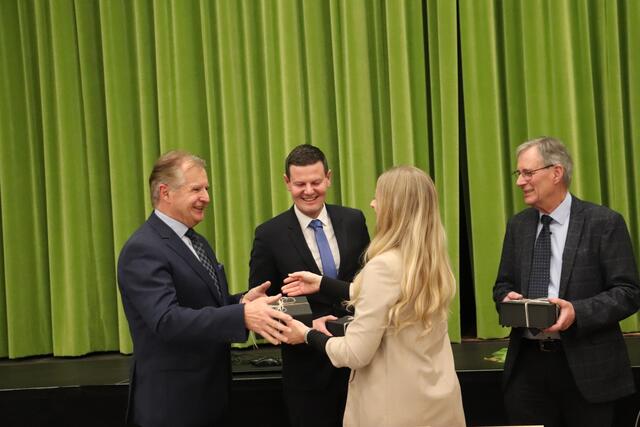 Patrick Dorner folgt auf Werner Kirchsteiger: Bürgermeisterwechsel in ...
