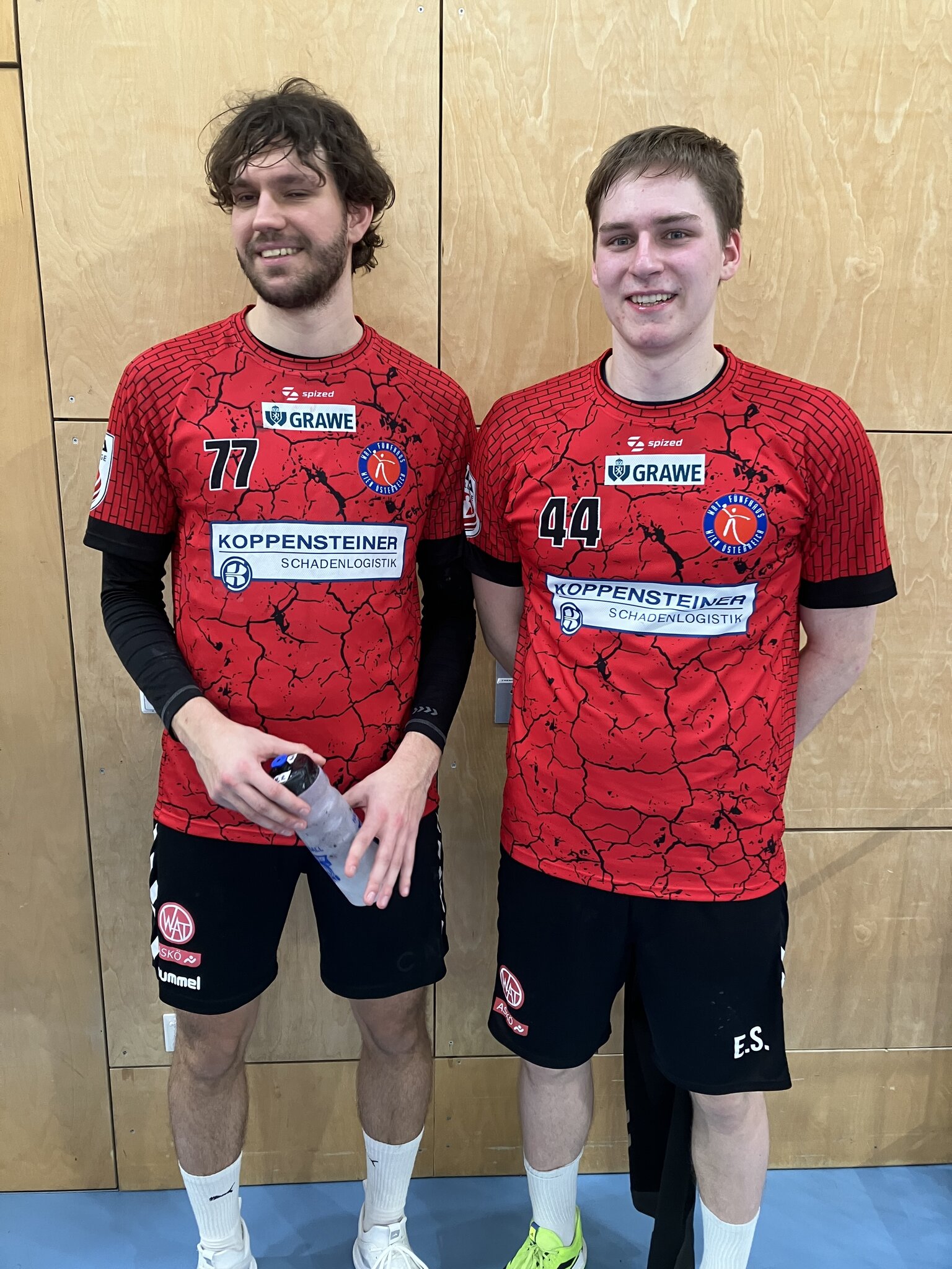 Meisterschaft: Handball: Fünfhaus-Sieg im Derby gegen Fivers zündet ...