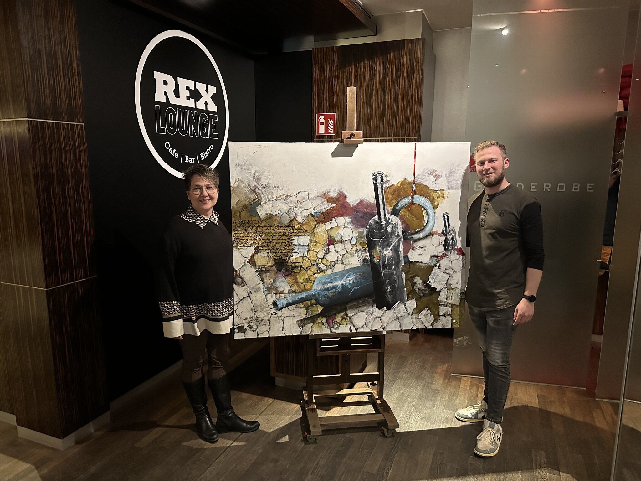 Kunst trifft Gastro: Rex Lounge Wels wird wieder Künstlerplattform ...
