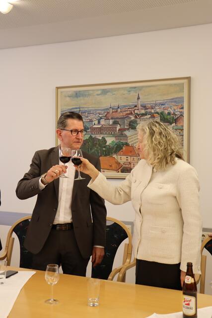 Wirtschaftskammer St. Pölten NÖ: "Alles Gute und ein großes Dankeschön ...