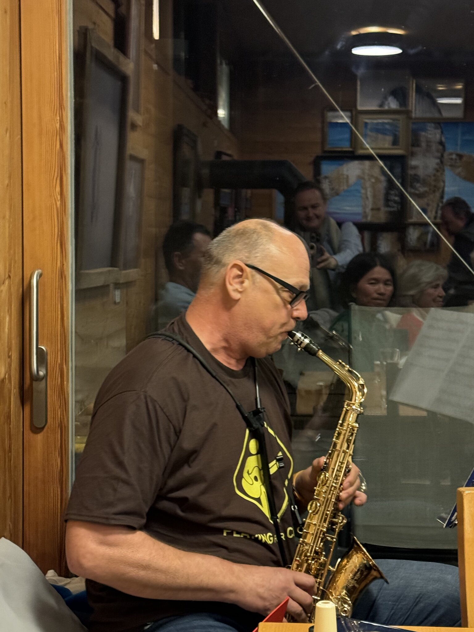 ein bunter Reigen an Songs: Friday Music Session im Februar - Villach Land