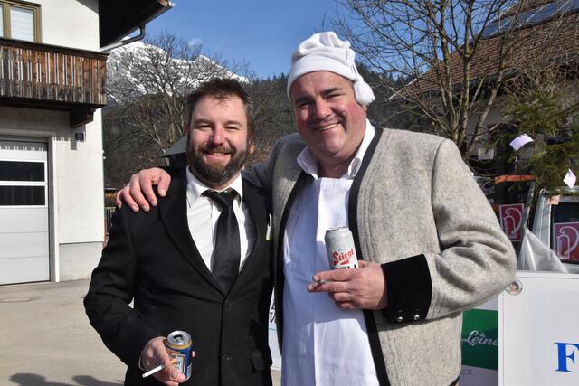 Bildergalerie: Milser Matschgererumzug lockte Besucher in Scharen an ...