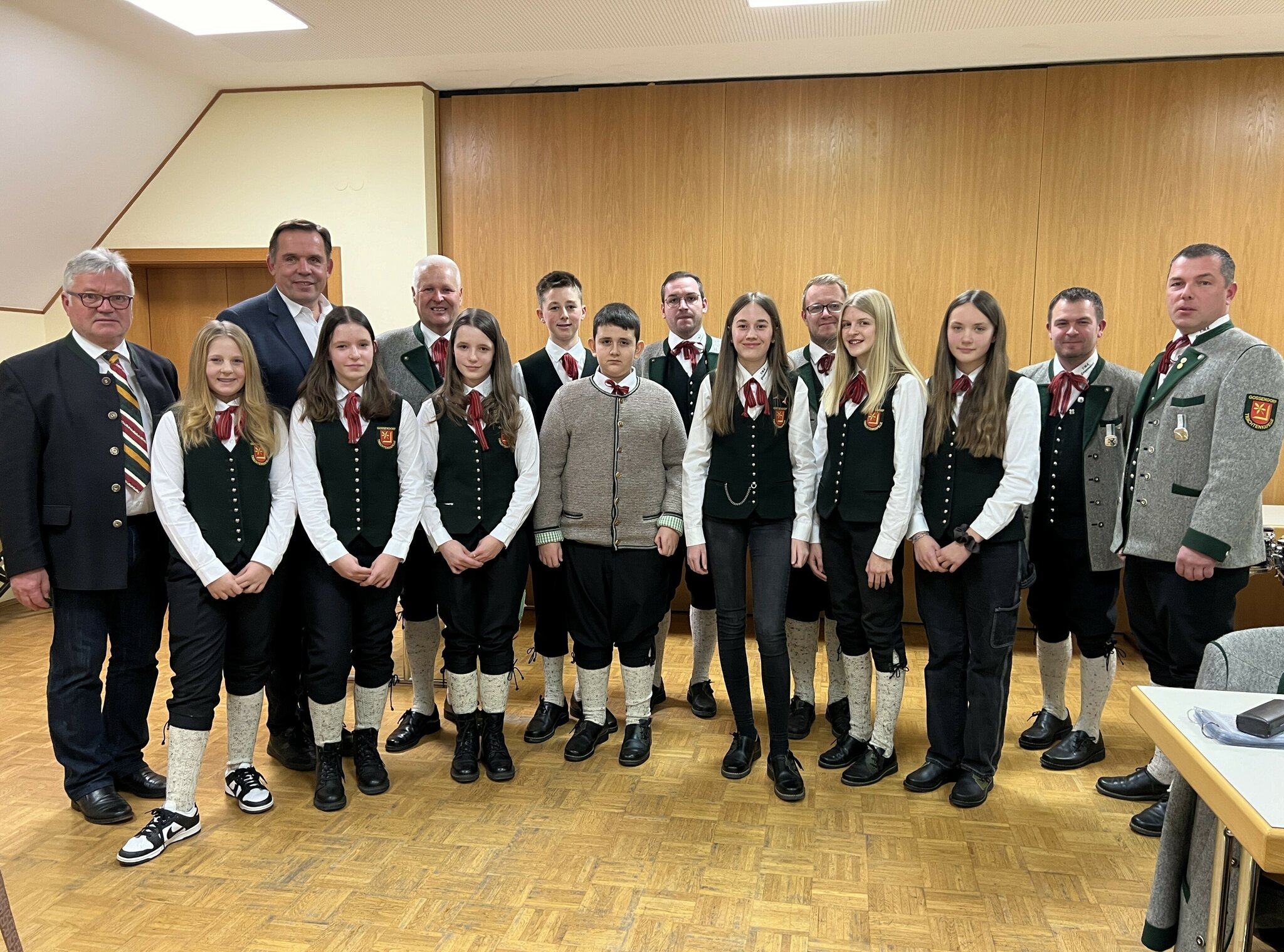 Neuaufnahme: Acht neue Jungmusiker für die Trachtenmusikkapelle ...