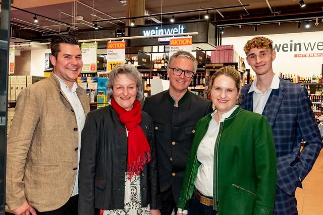 Festlich: Interspar-Eröffnung in Leibnitz mit Scheckübergabe für ...