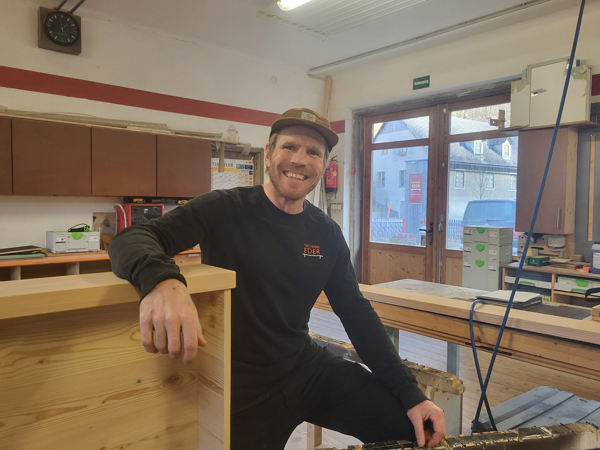 Die Vielfalt des Bauens: Traditionell und Modern - Tischler sind ...