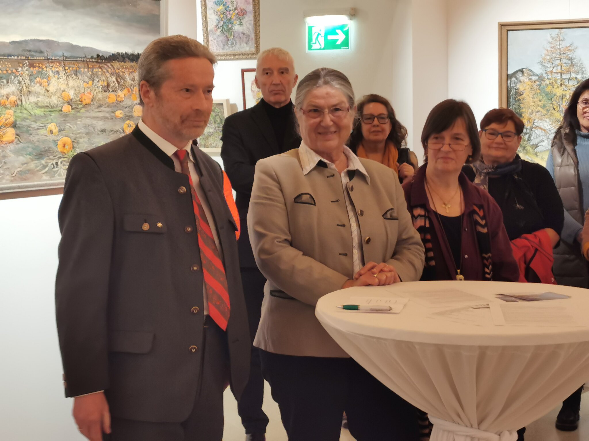 MiR Gleisdorf: Fotogalerie zur Vernissage von Edith Kramer, Malerin und ...