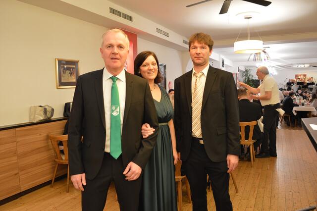 Vom Trikot ins Sakko: Sportlerball des UFC Pamhagen im Grenzlandhof ...