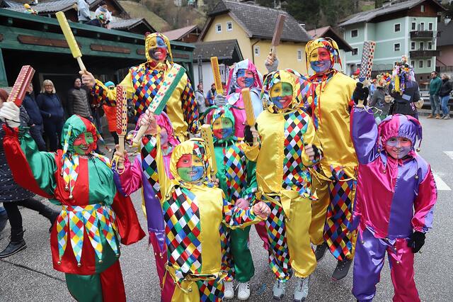 Erste Impressionen: Ganz Ebensee ist im Fetzenfieber - Salzkammergut