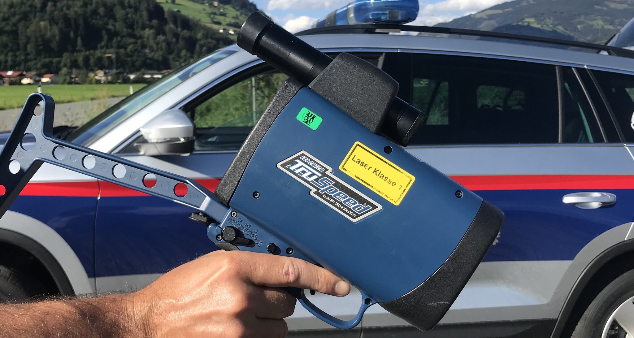 Kirchberg: Laserblocker im Auto – 47-Jähriger angezeigt - Kitzbühel