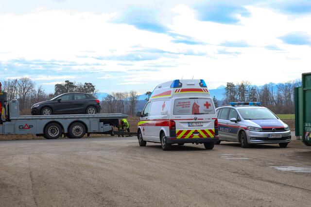 Edt bei Lambach: Unfall fordert sechs Verletzte - Wels & Wels Land