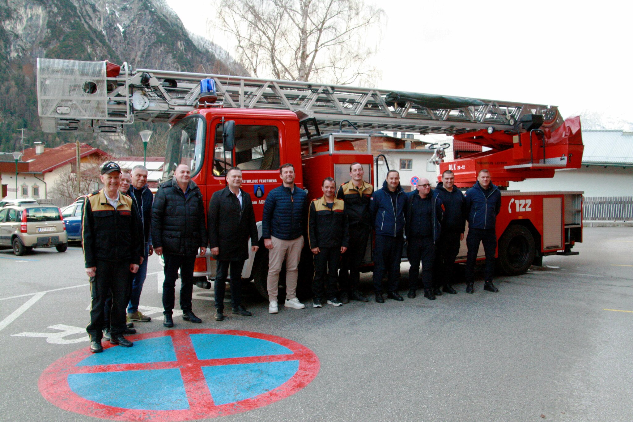 Feuerwehr: Drehleiter nach 32 Jahren im Dienste der FF Eben a.A. nach ...