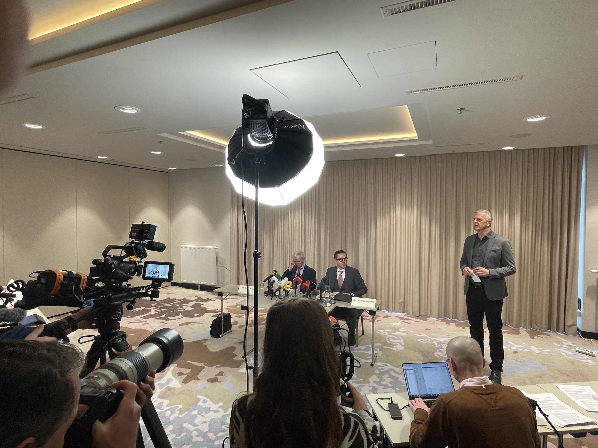 Fall Leon: Verteidigung ortet Ermittlungspannen, Staatsanwaltschaft ...