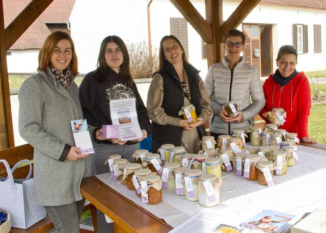 Familienfasttag der Katholischen Frauenbewegung: Aktion "Suppe im Glas ...