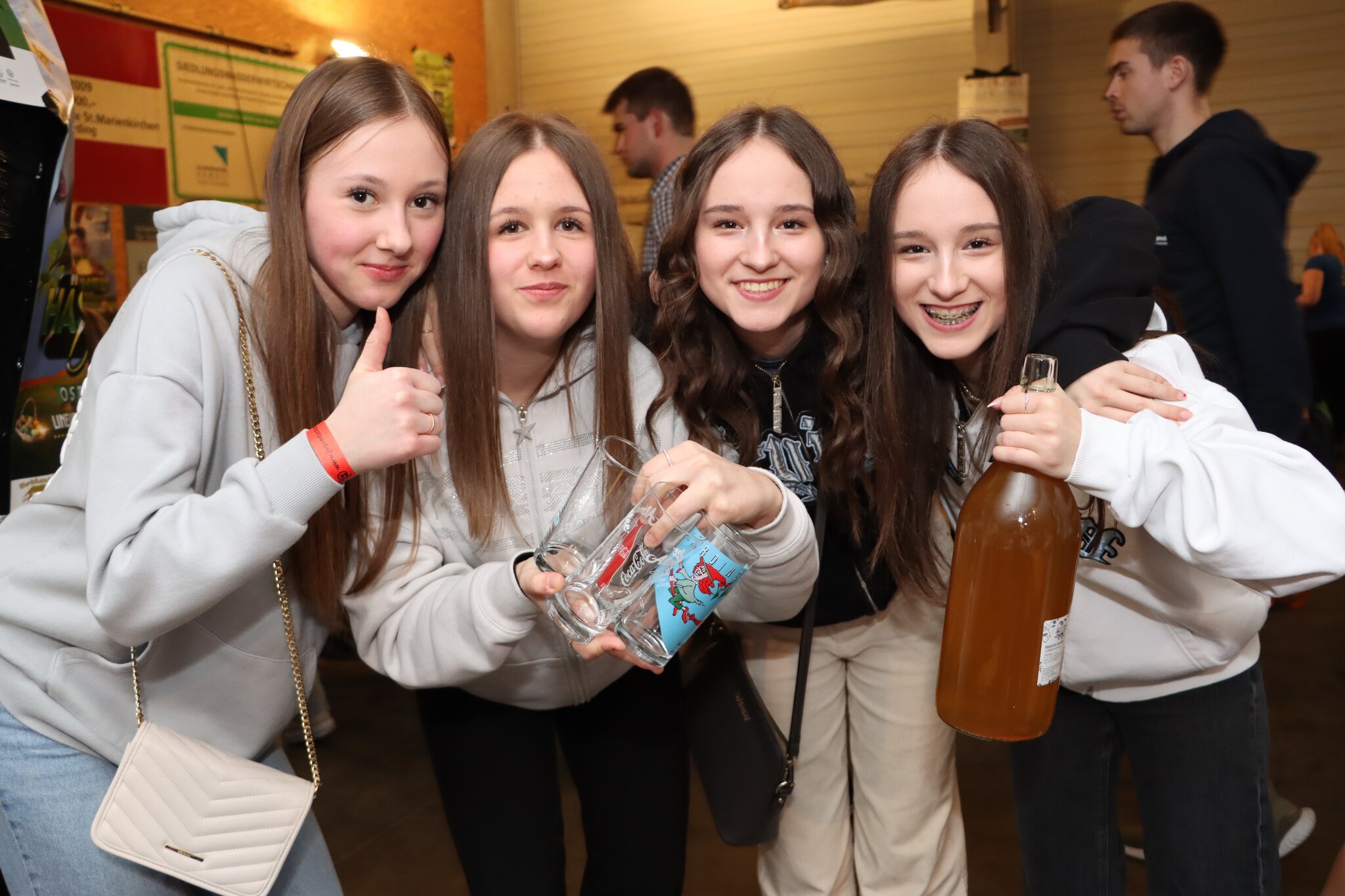 Festl 2024: Lustig ging's zu auf der Mostkost in St. Marienkirchen ...