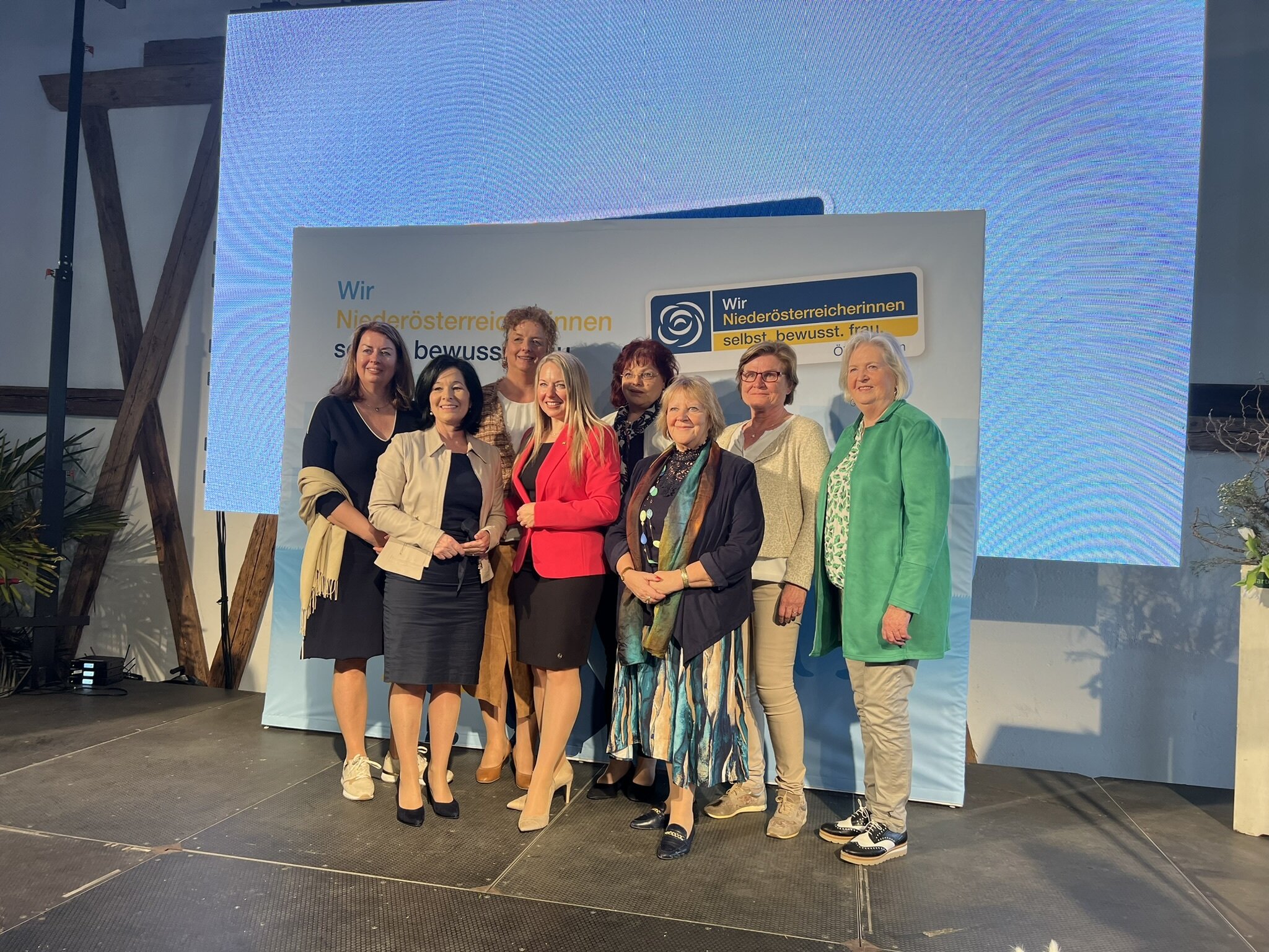 34. Landestag: Gmünder Delegation bei „Wir Niederösterreicherinnen“ - Gmünd