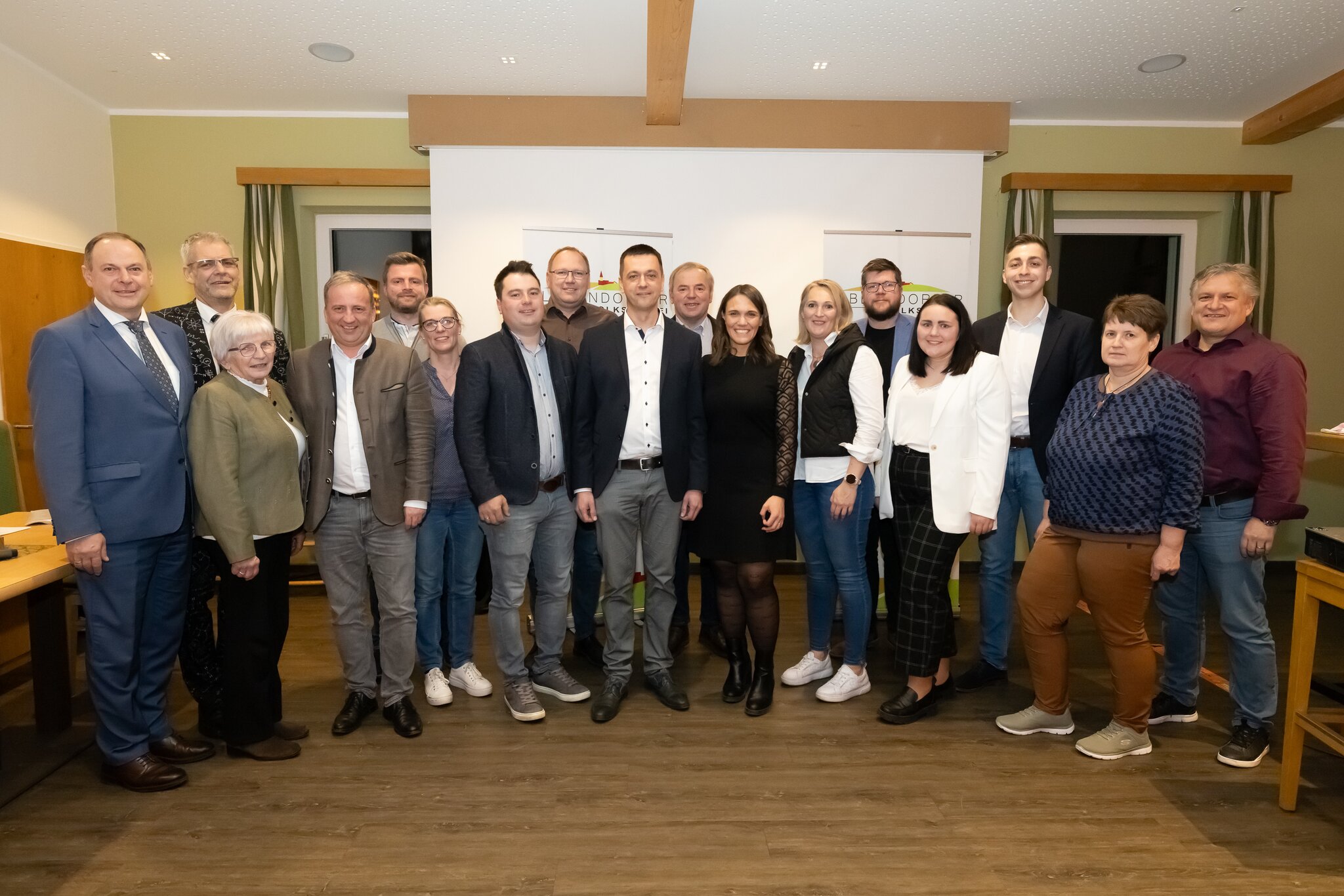 Nach 17 Jahren: Martin Tanzer übergab Amt des Gemeindeparteiobmanns ...