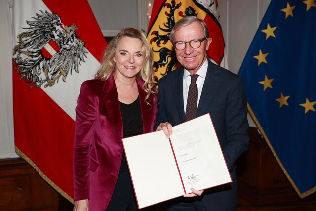 Großer Ehrungsfestakt in der Salzburger Residenz: Verdiente Salzburger ...