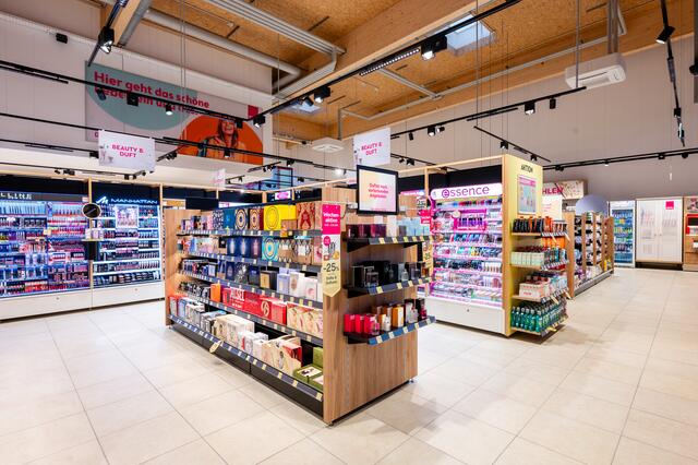 Breitenangerstraße: Neue Bipa-Filiale in Grein feierte Eröffnung - Perg