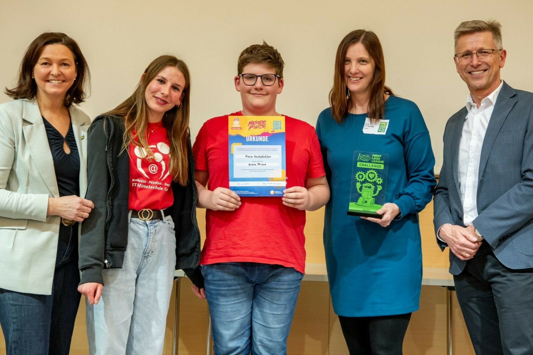 Robotik: Greiner Lehrerin zum besten Coach Österreichs gewählt - Perg