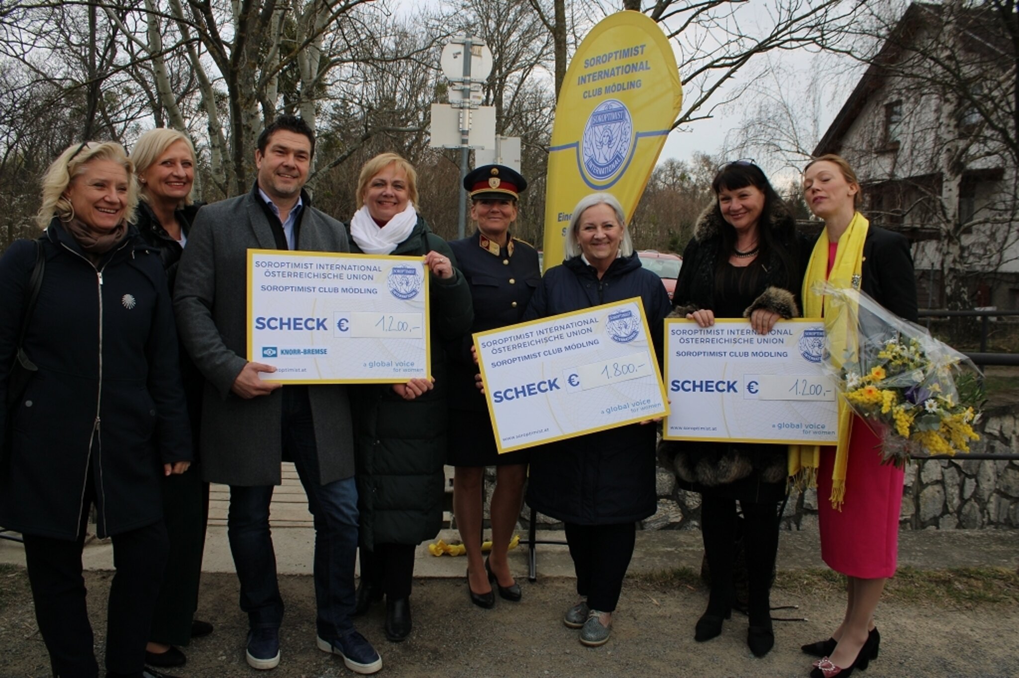 Starke Frauen in Perchtoldsdorf: Eine Brücke für den Soroptimist Club Mödling - Mödling