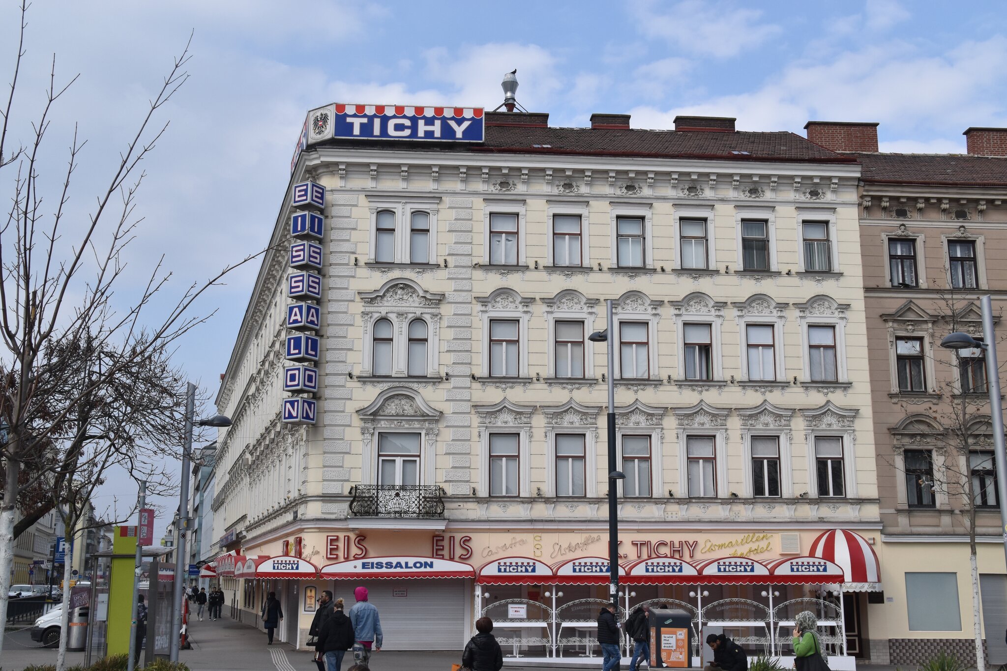 Favoriten: Kult-Eissalon "Tichy" öffnet am 15. März seine Pforten ...