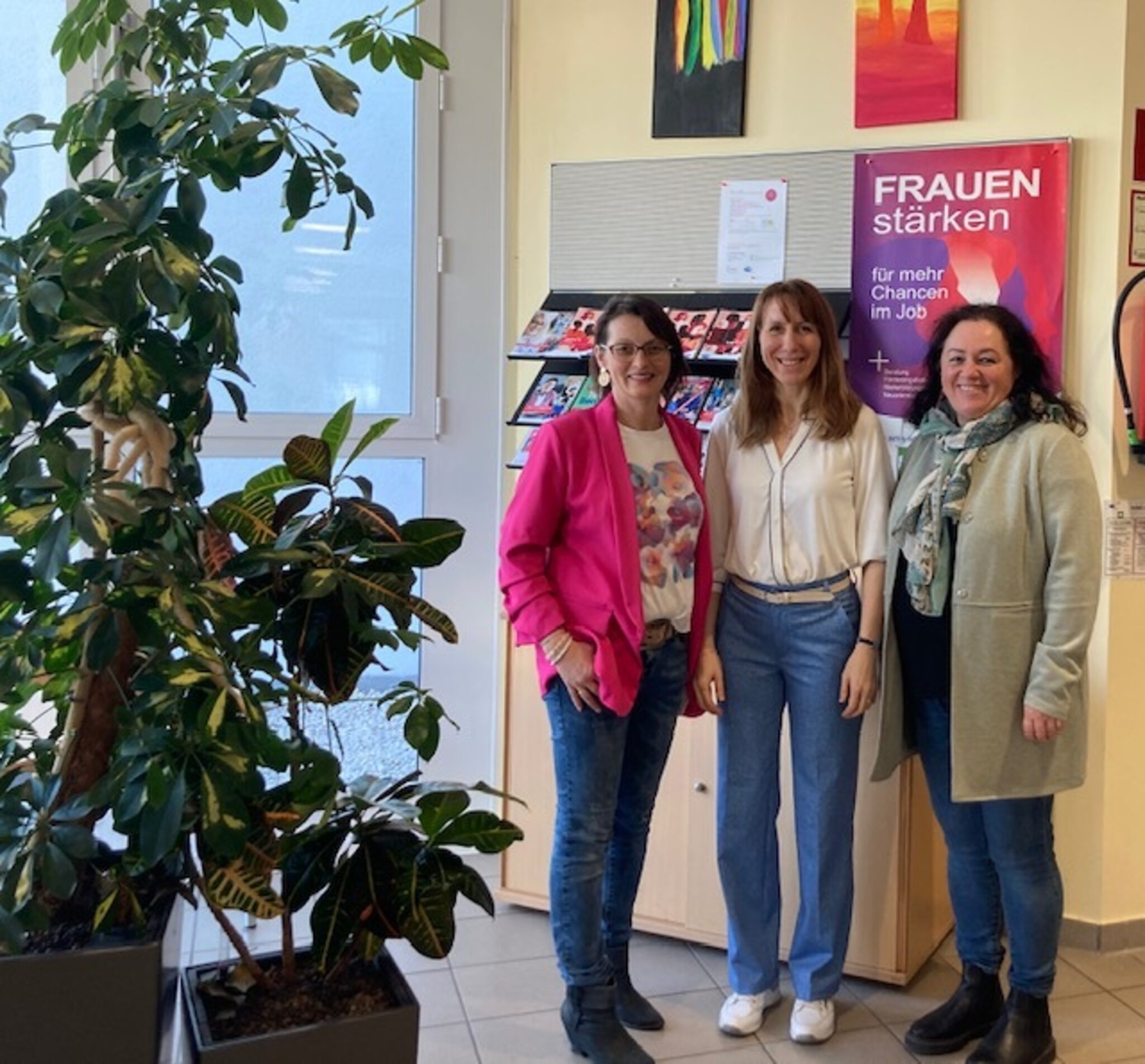 Zum Weltfrauentag: Maria Schild hielt Vortrag bei Frauennetzwerktreffen ...