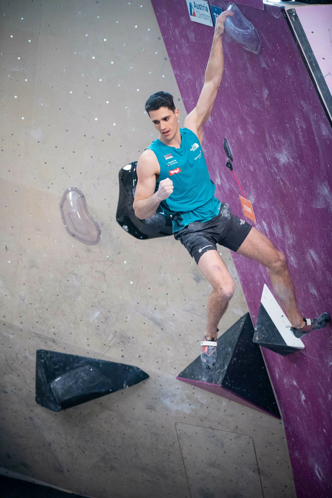 Imster Kletterer holt Boulder-Titel: Posch triumphiert in Klagenfurt - Imst