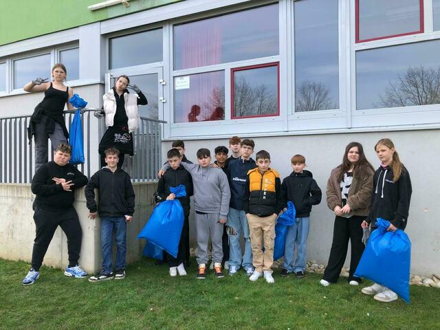 Stadtgemeinde Oberwart: Viele fleißige Helfer bei der Flurreinigung ...