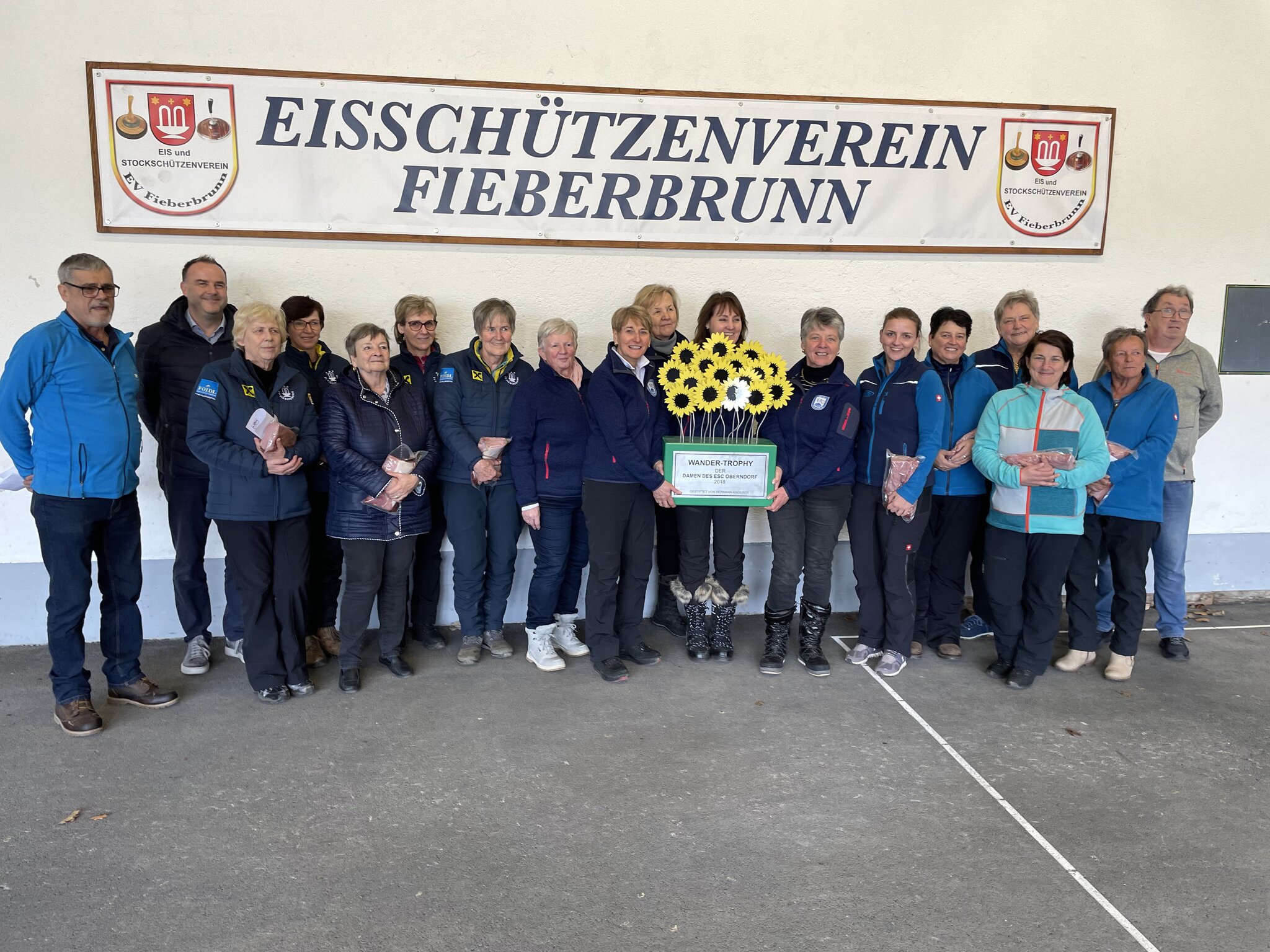 Verwunderlich Damen Mtze Eisbr Bilder