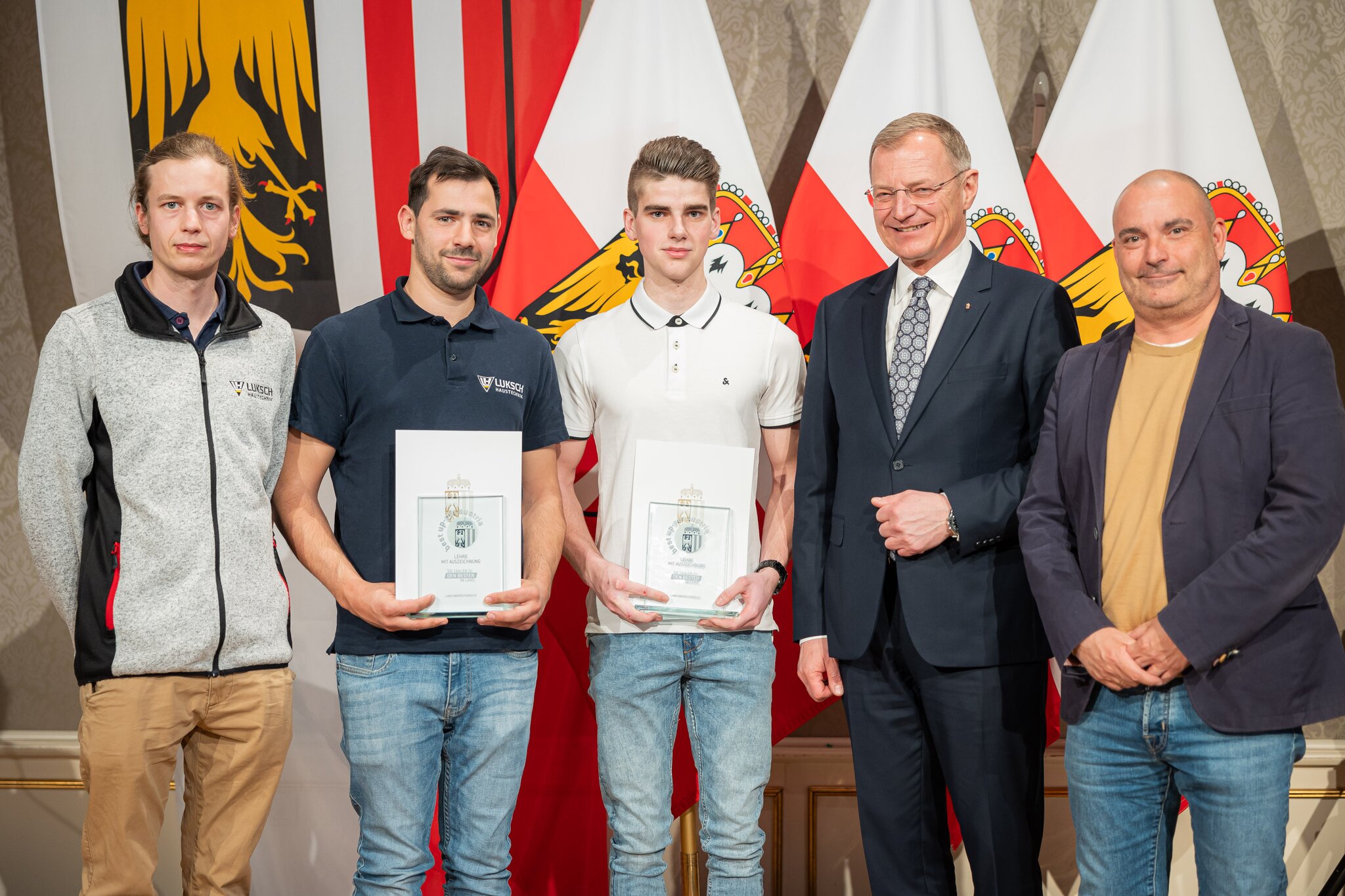 Jung-Monteure: Marcel Höflmaier und Markus Egger mit ausgezeichnetem Lehrabschluss - Schärding