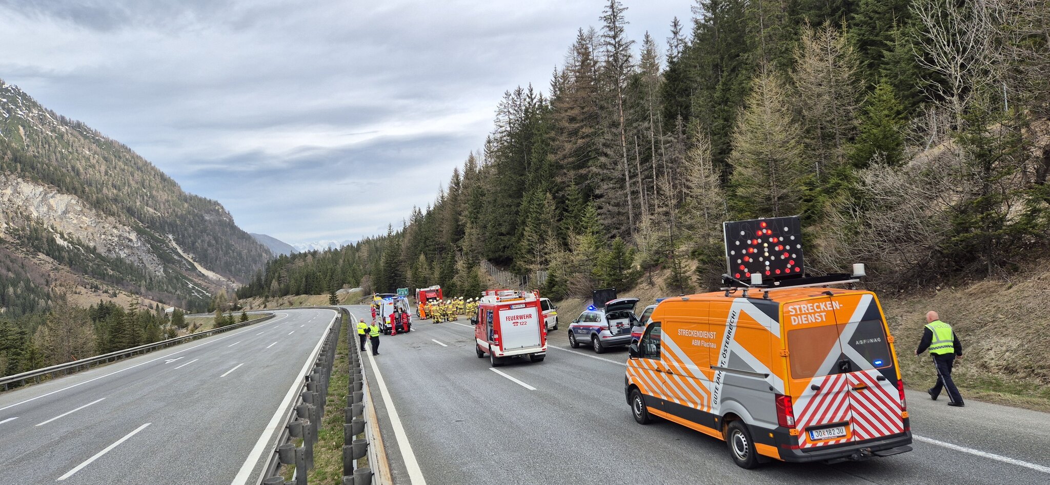 Tauernautobahn Unfall: Mehrere Schwerverletzte, Großeinsatz von ...