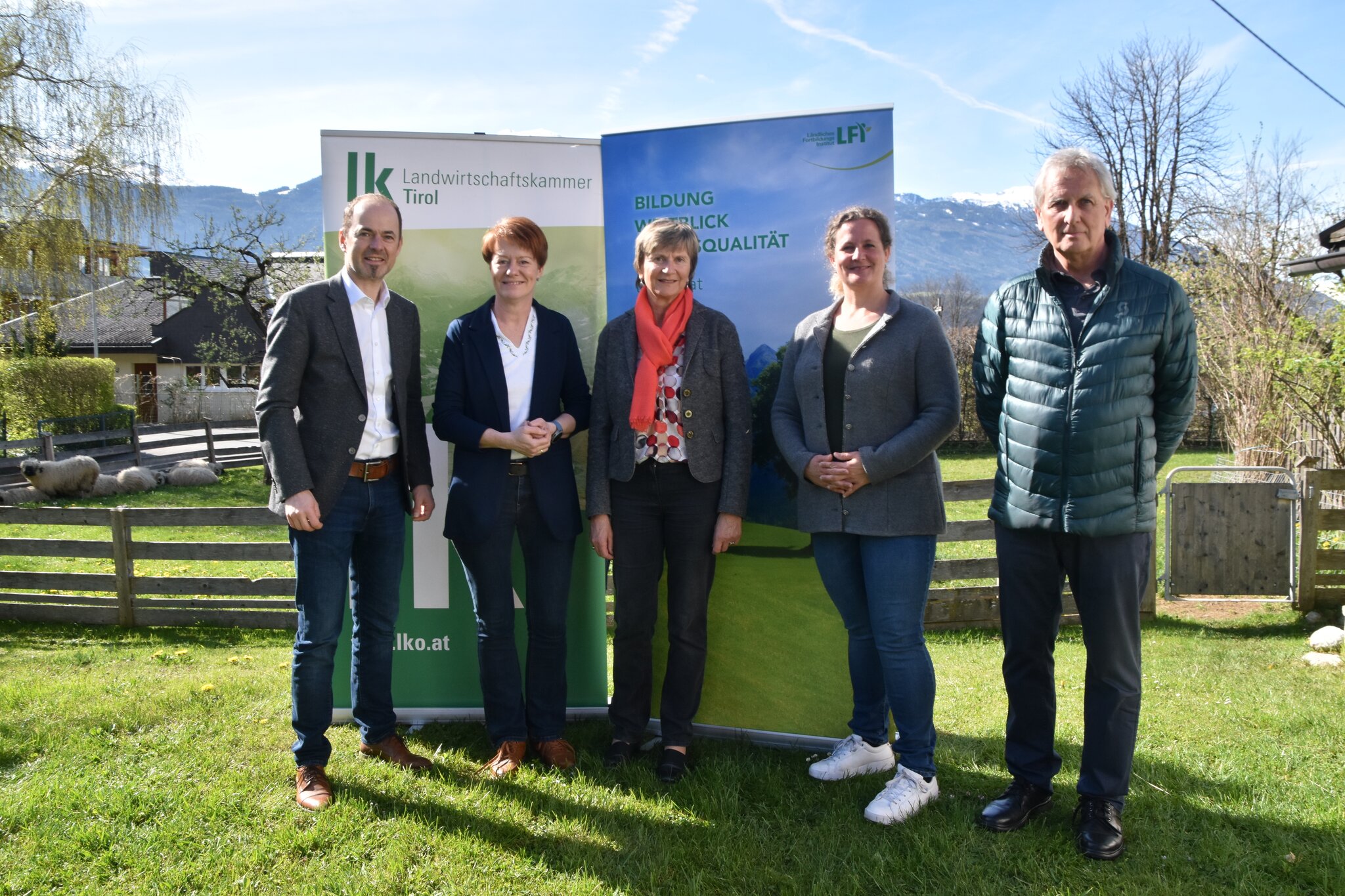 Von Acker bis Teller: „Schule am Bauernhof" vermittelt Kindern ...