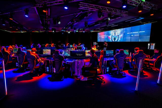 Red Bull For The Win: Spektakuläres E-Sports Finale am Red Bull Ring ...
