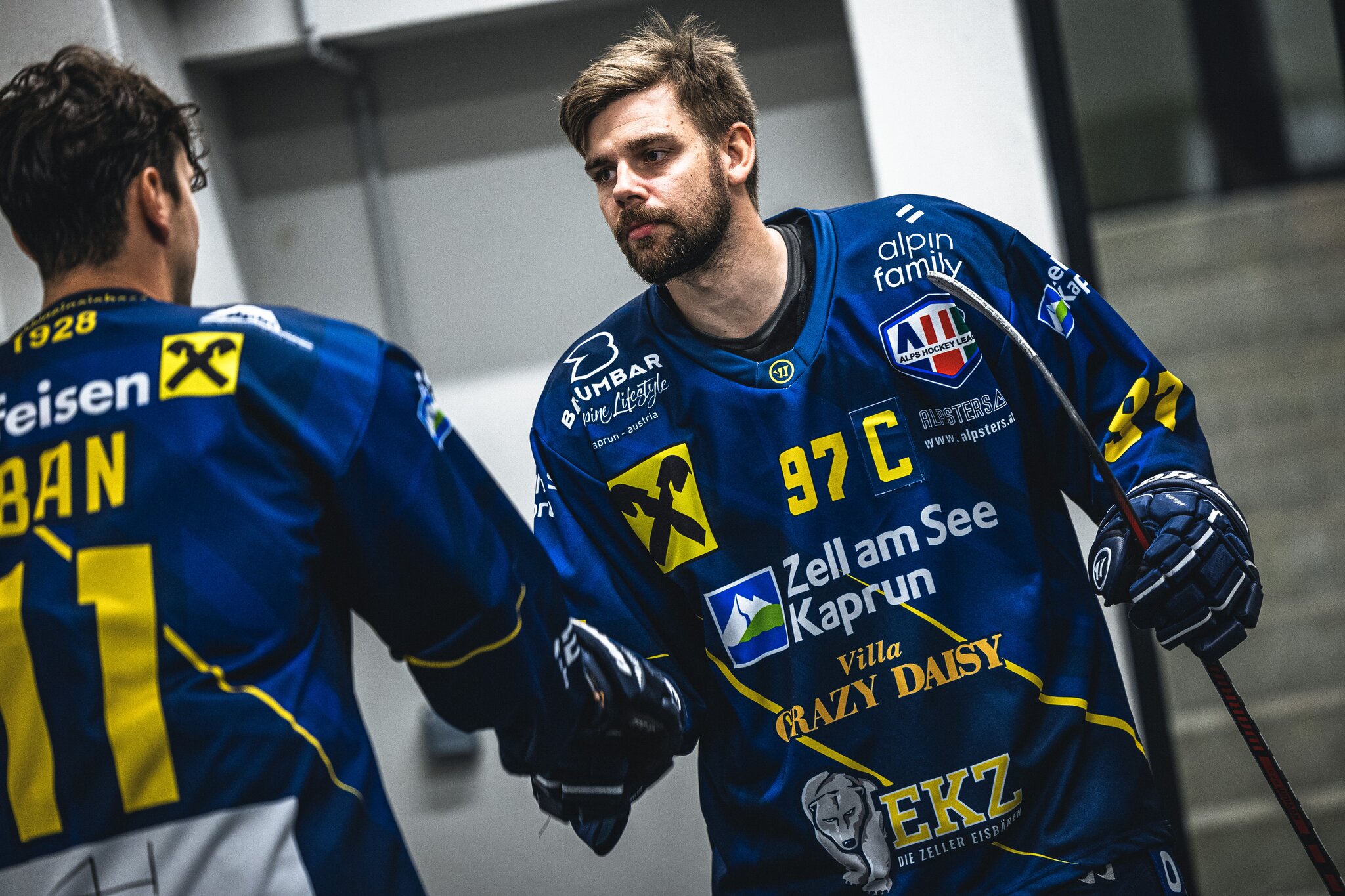 Eishockey-Zeller Eisbären: Widen und Schultes verlängern bei den ...