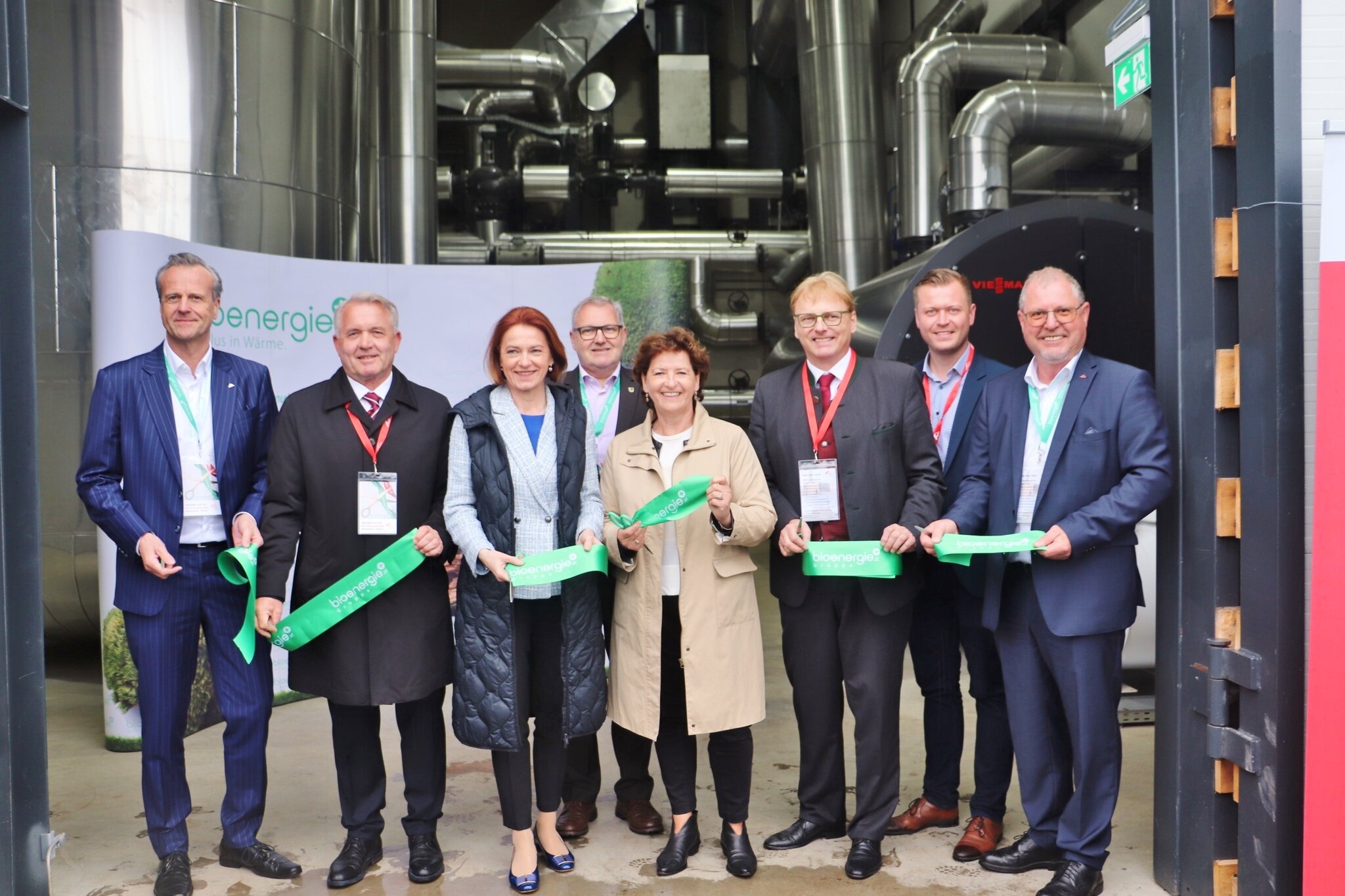 Biomasseheizwerk eröffnet: Roto Frank Kalsdorf setzt auf erneuerbare ...