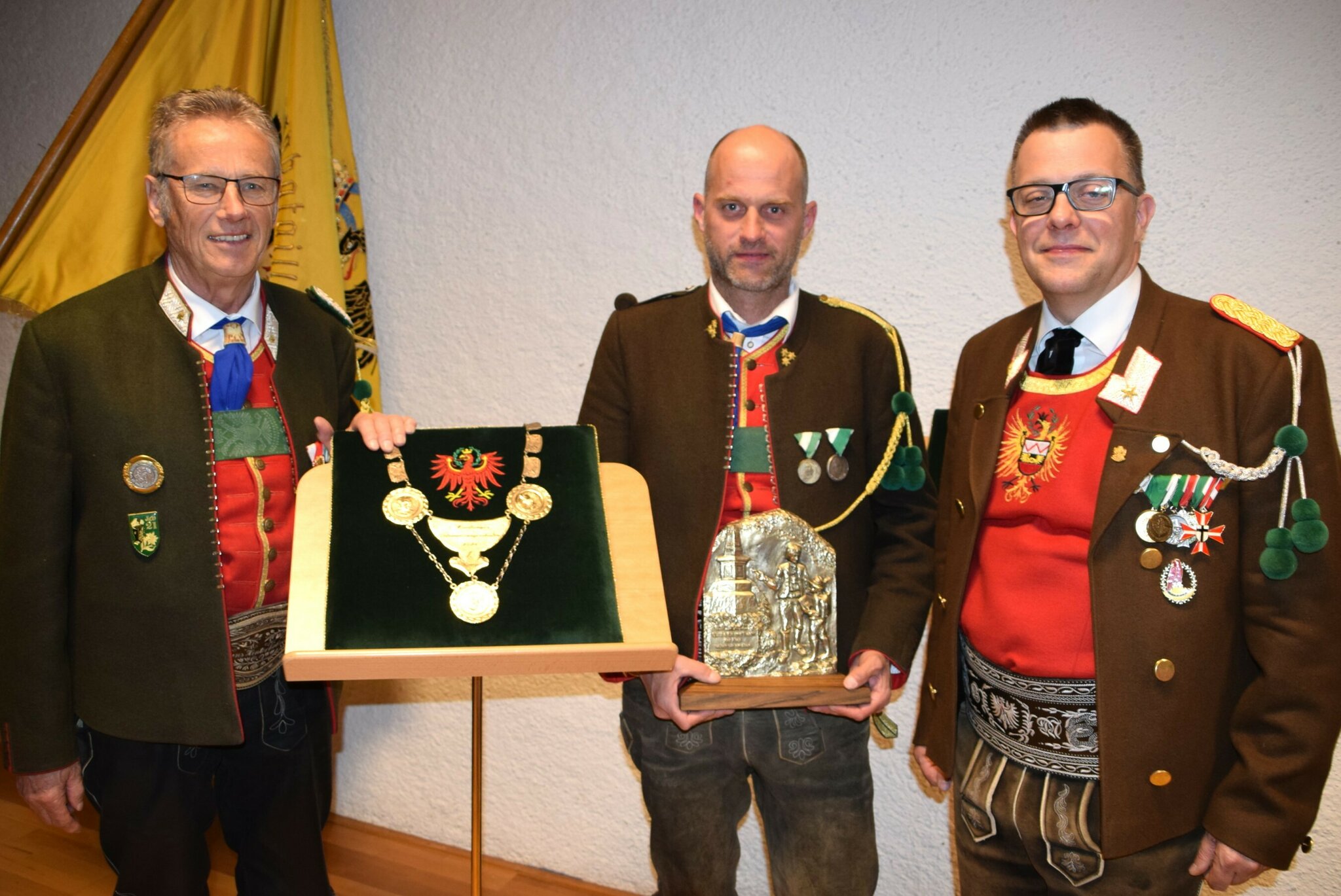 Wintersteller-Bataillon: Wintersteller-Schützen tagten in Waidring - Kitzbühel