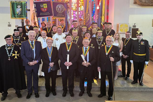 Wildendürnbach: Weinritter Veltlinerland feiern Ordensmesse mit ...