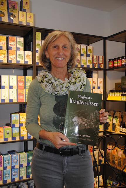 Buchpräsentation: "Magisches Kräuterwissen" wurde in Kirchberg ...
