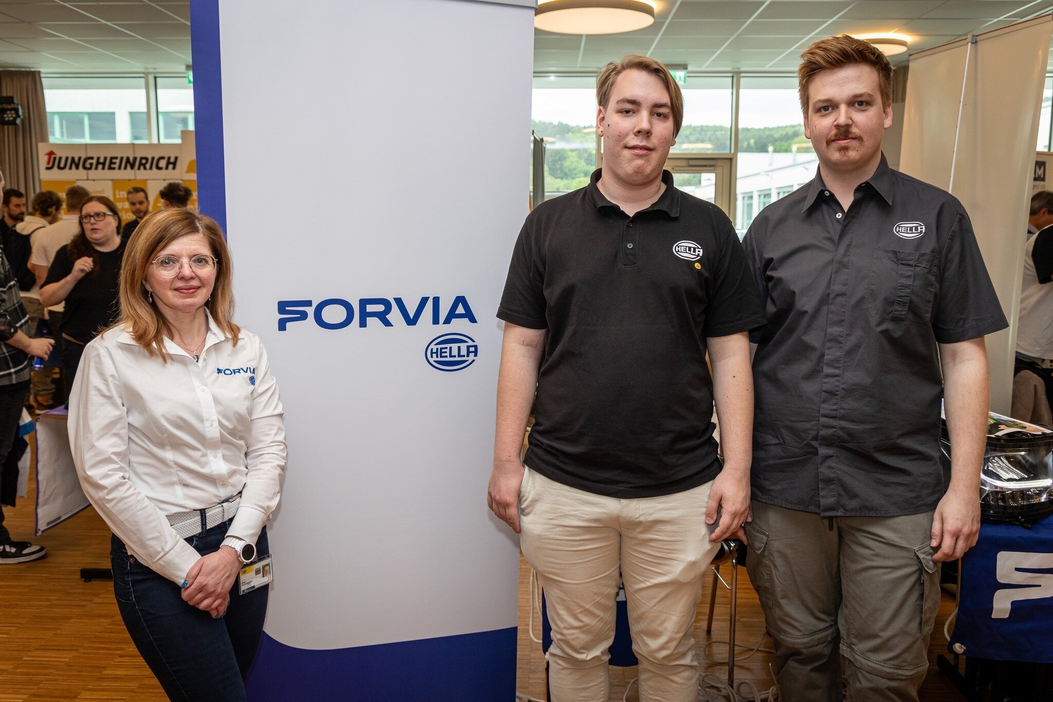 Internationaler Automobilzulieferer: FORVIA HELLA bei den Karrieretagen ...