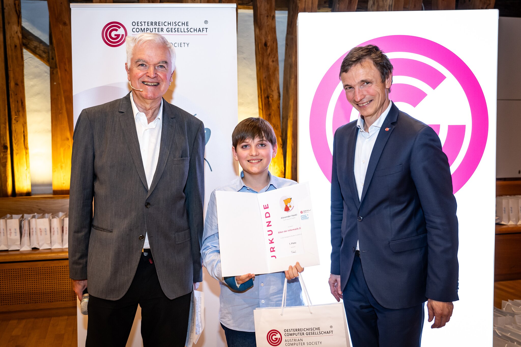 Gym Zwettl: Biber der Informatik – Prämierung von Bundessieger Alexander Hackl - Zwettl