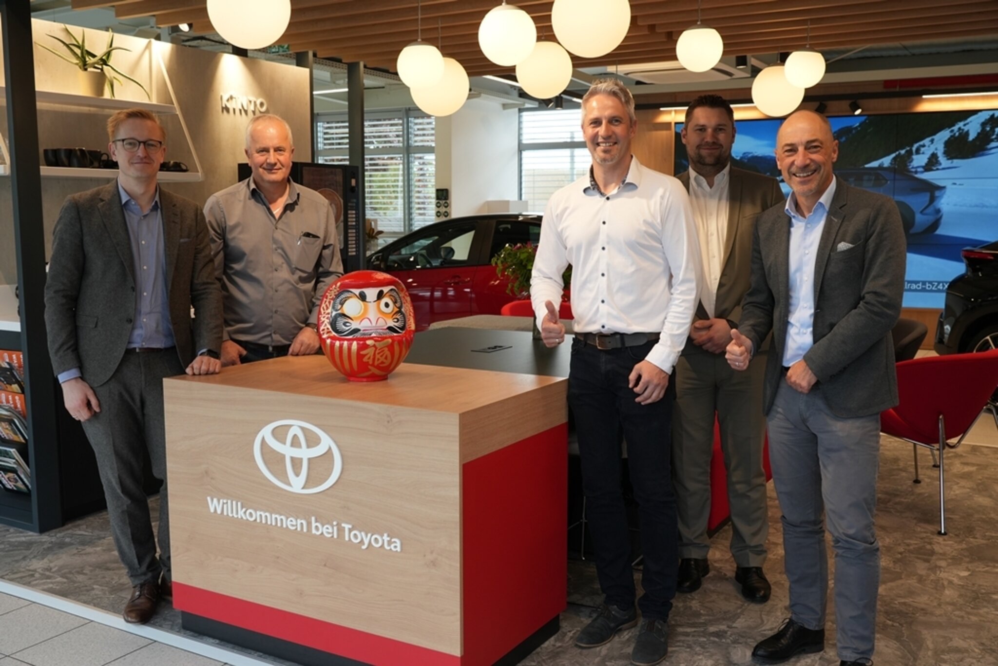 26. & 27. April: Toyota Reitner lud zur Schauraumeröffnung ein - Steyr ...