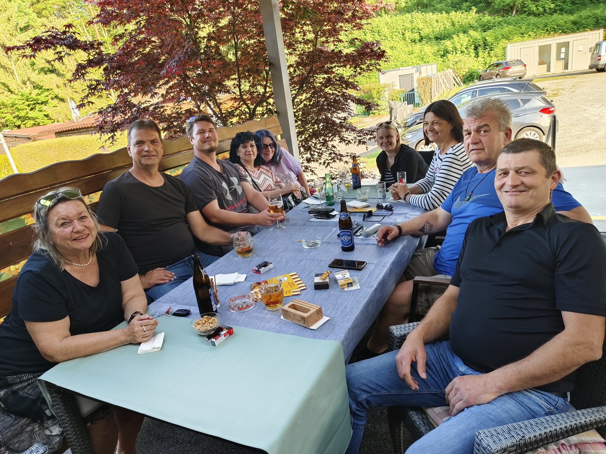 Stausee-Stüberl Forchtenstein: Ausgelassene Stimmung bei der Eröffnung ...