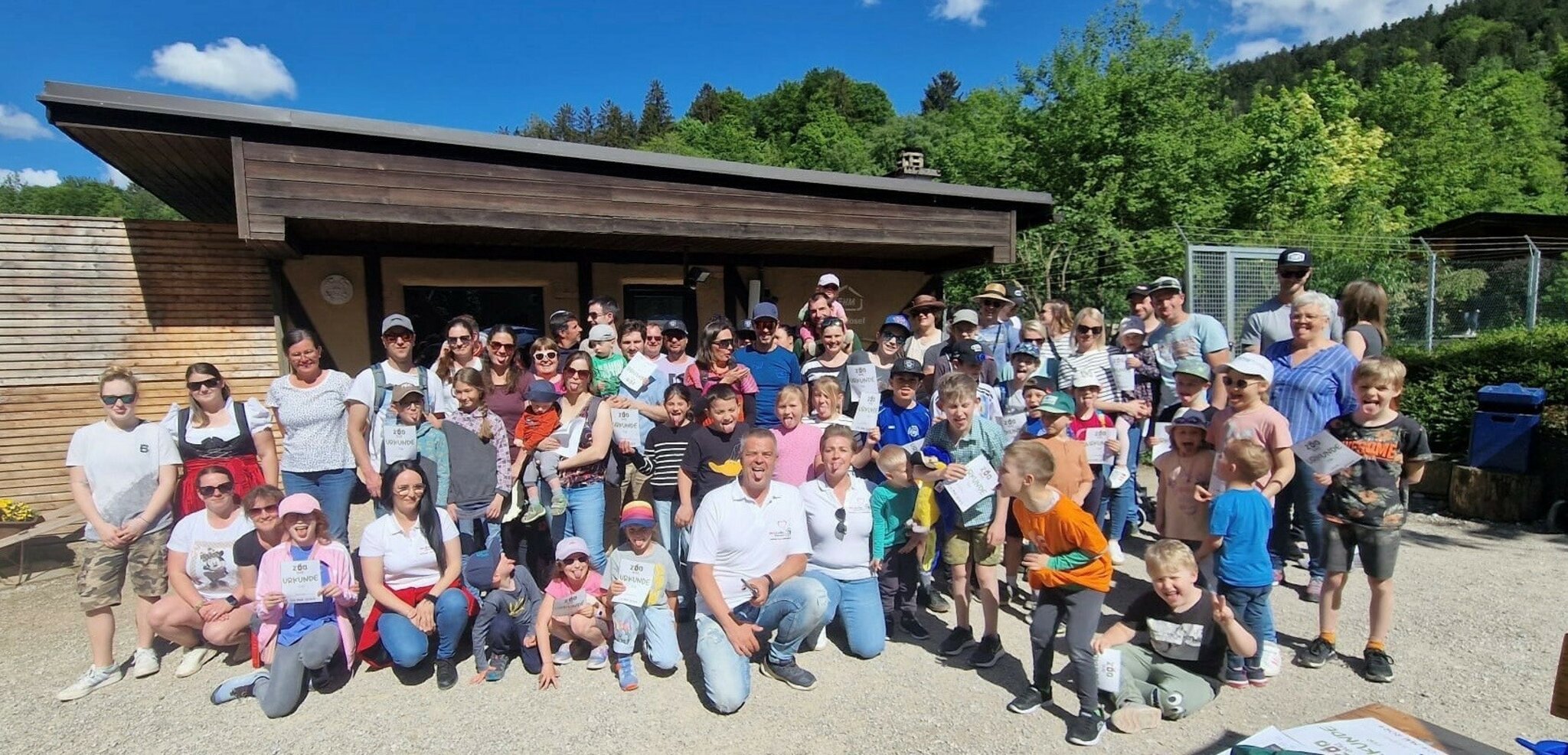Erlebnistag: "Herzkinder" auf Entdeckungstour im Raritätenzoo Ebbs ...