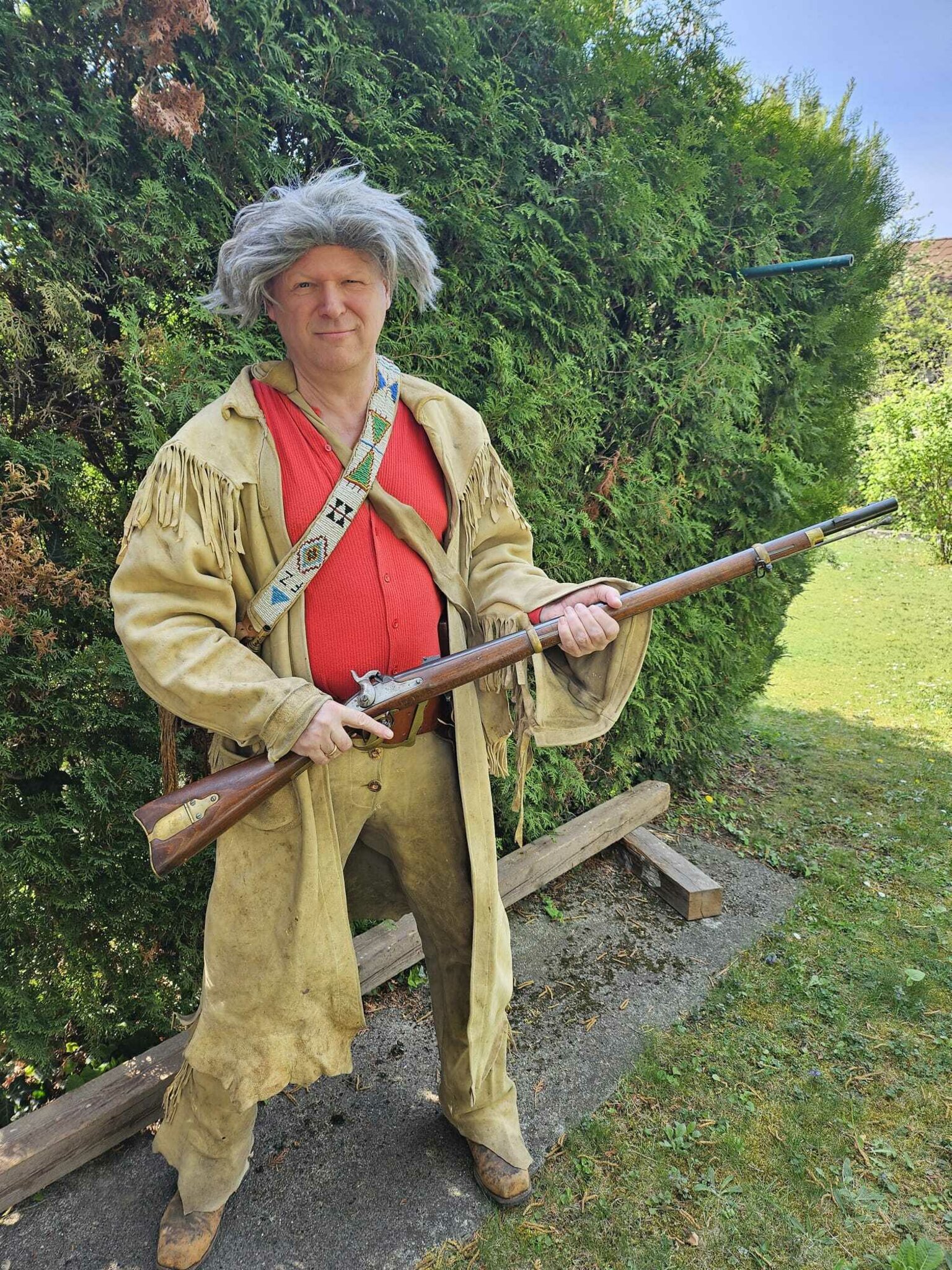 Winnetou-Spiele Wagram: Sam Hawkens lernt gerade Reiten - Krems
